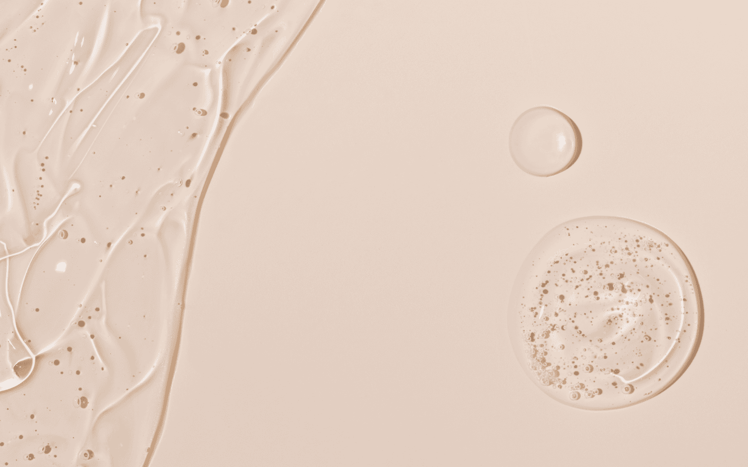 Les bienfaits de l'eau de rose pour une peau saine et éclatante | The ...