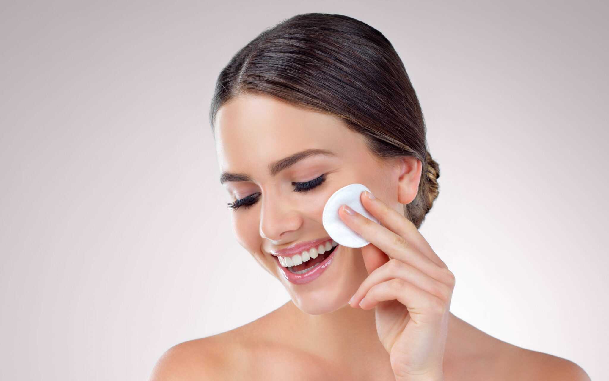 Understanding Solar Comedones: Causes & Treatments | The Derm Spot