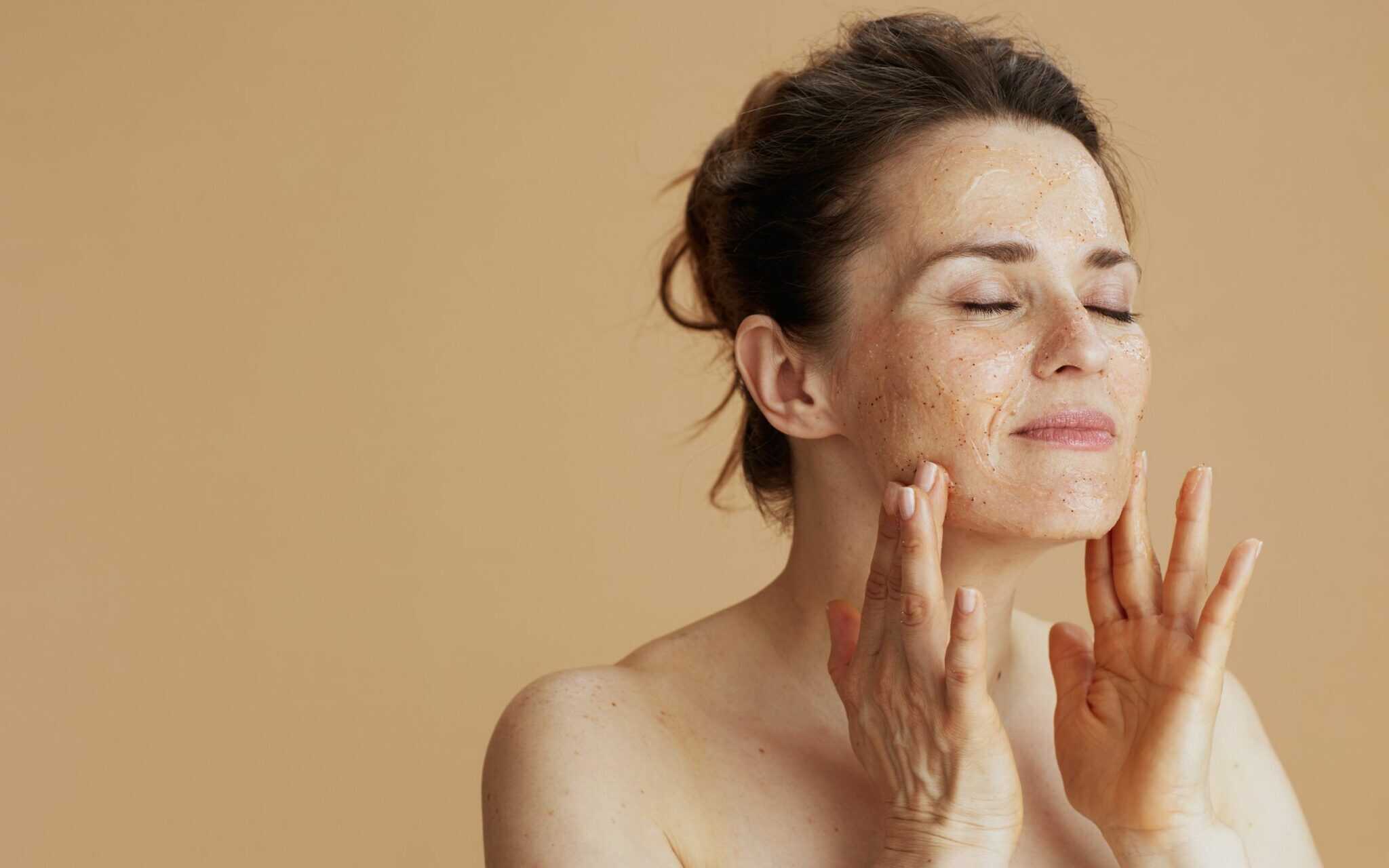 Camellia Sinensis Leaf Extract: Skin Benefits Guide